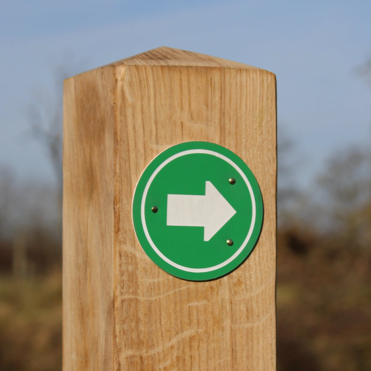 Waymarker Disc - Arrow – Natural Signs
